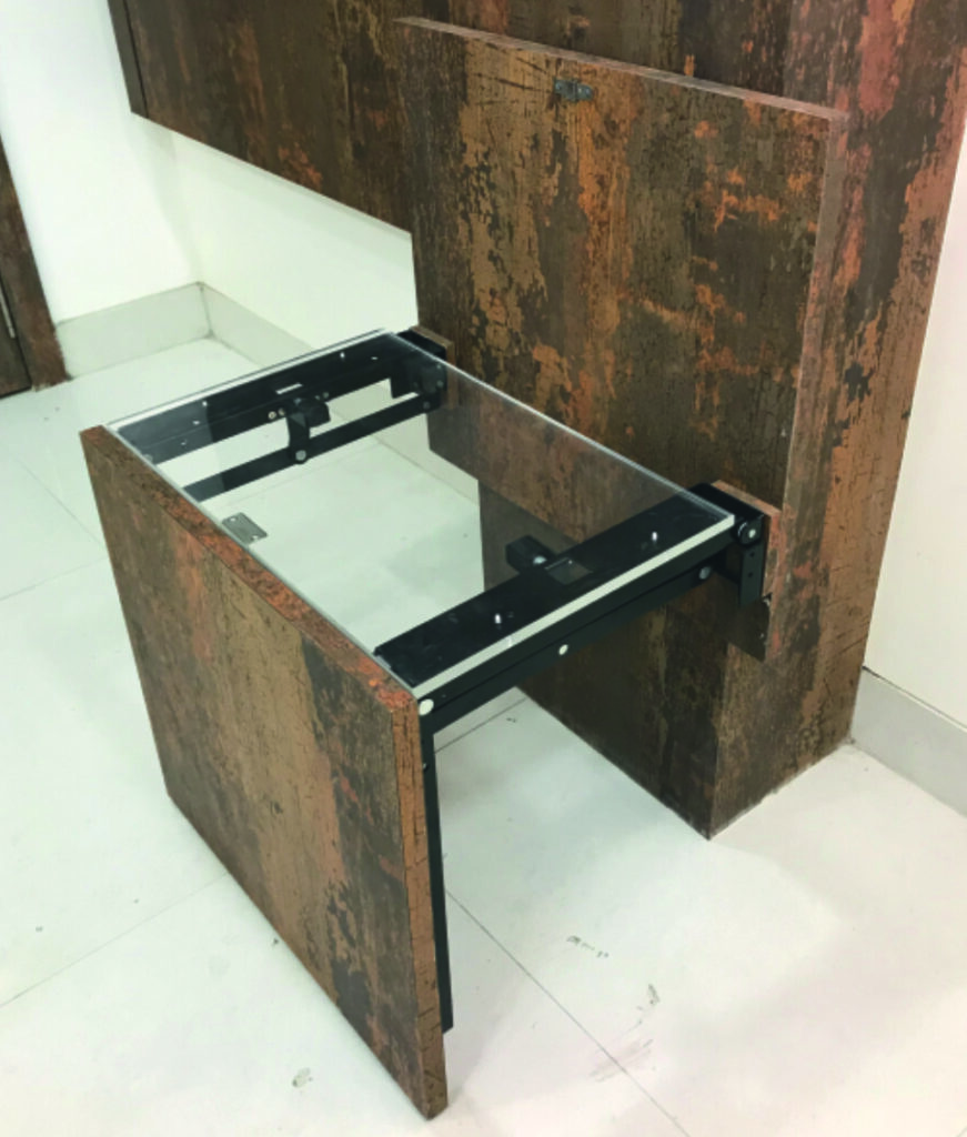 Folding Bench Cum Chair – Vagad Vali